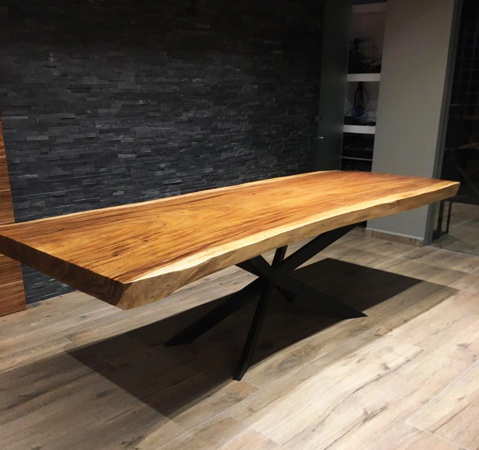 MESA ESTRELLA – Parota Furniture